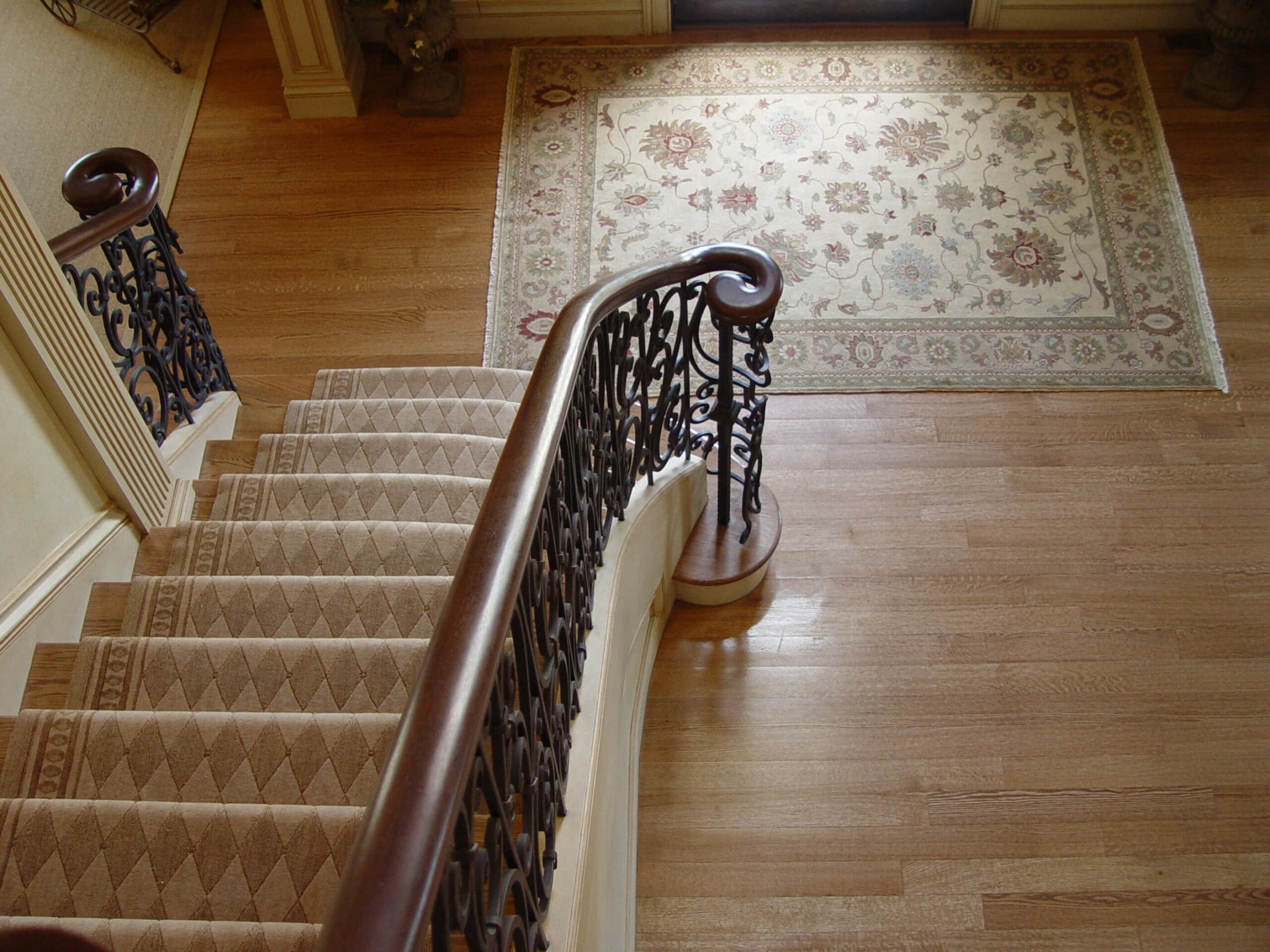 Photo Gallery // Stairs – Horner Millwork